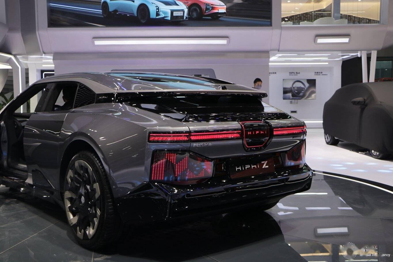 售价51.00-53.00万元 高合HiPhi Z 城市版上市_搜狐汽车_搜狐网
