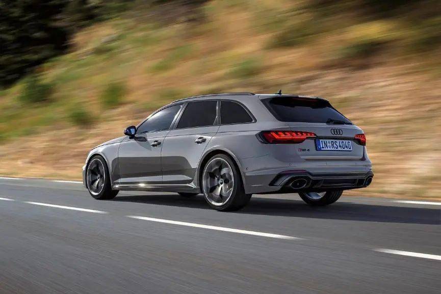 全系标配2.9T＋采埃孚8AT、超级4驱，性能强悍，最美翘臀！_搜狐汽车_搜狐网