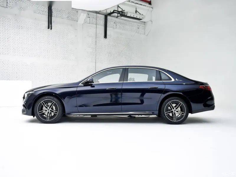 纵置后驱2.0T，豪华优雅奔驰E级，A6L、5系如何招架？_搜狐汽车_搜狐网