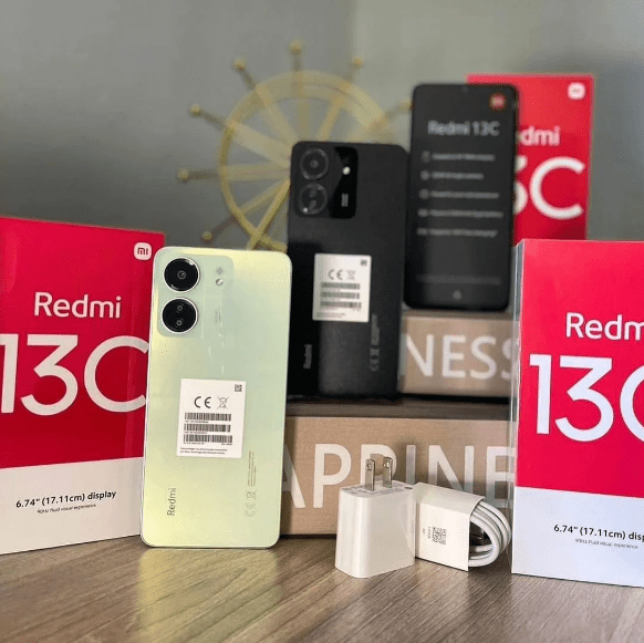 小米 Redmi 13C 4G版手机全貌曝光，充电头和数据线一览无余_配置_用户_包装盒