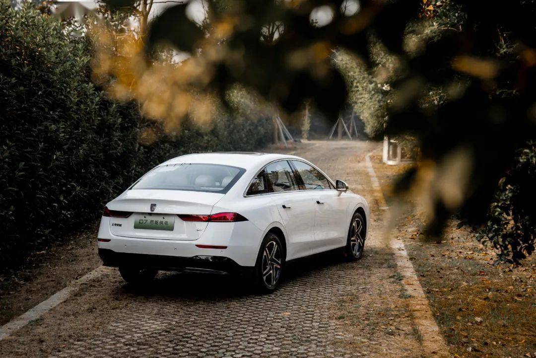 荣威D7 EV/DMH 双车试驾_搜狐汽车_搜狐网