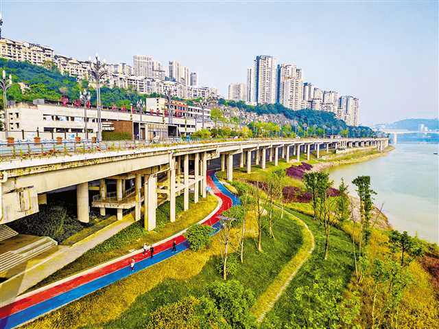 New section of Beibin Road shoreline opens_the_and_is