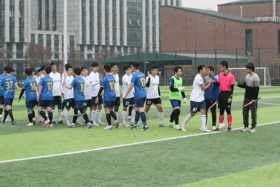 【CC98杯】王云琨天神下凡上演“帽子戏法”，对不队3：0轻取布鲁菲尔德酒吧_陈奕文_宁泽宇_比赛